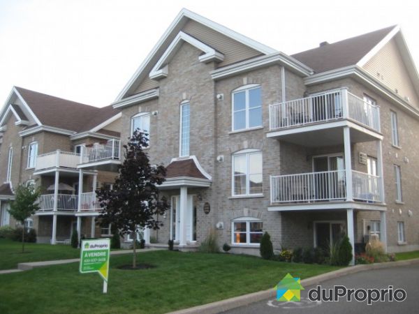 facade-condo-ste-rose-600-1565141.jpg