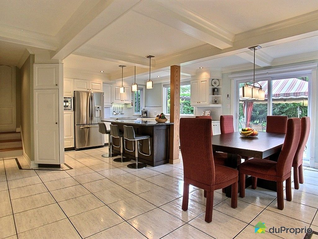 salle-a-manger-cuisine-maison-a-paliers-multiples-st-bruno-de ...