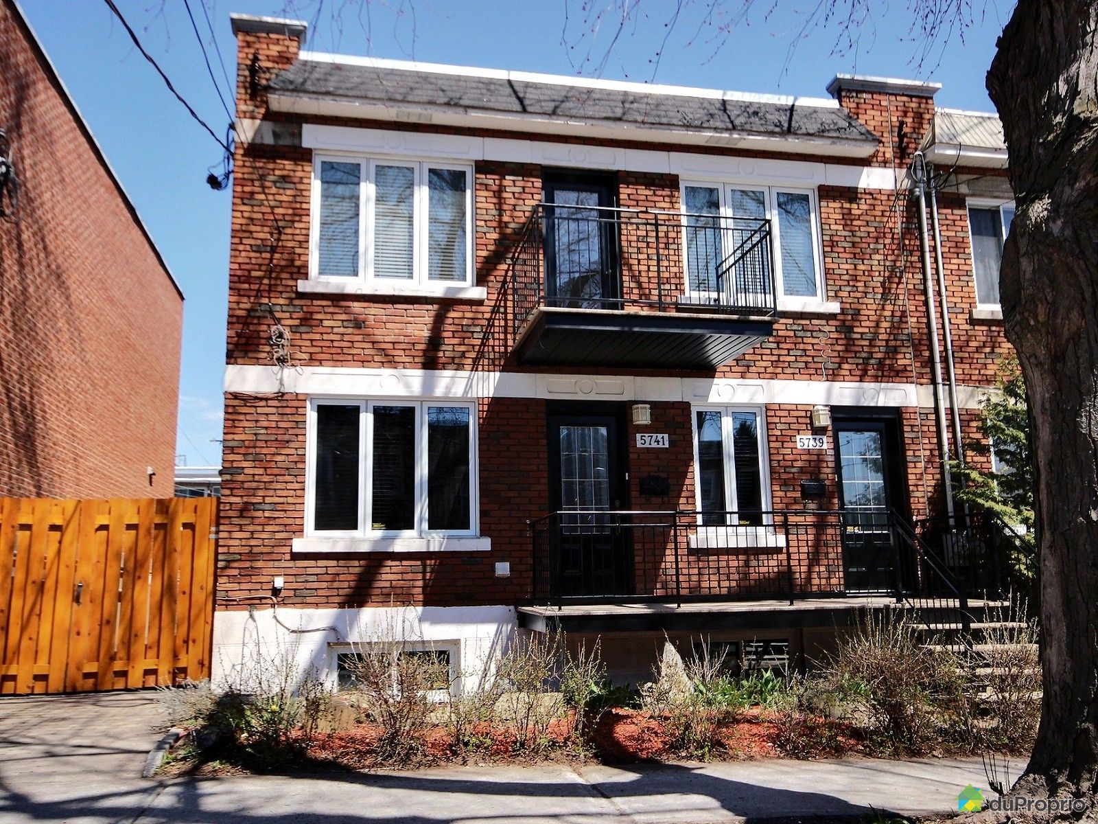 facade-duplex-rosemont-petite-patrie-1600-6034877.jpg
