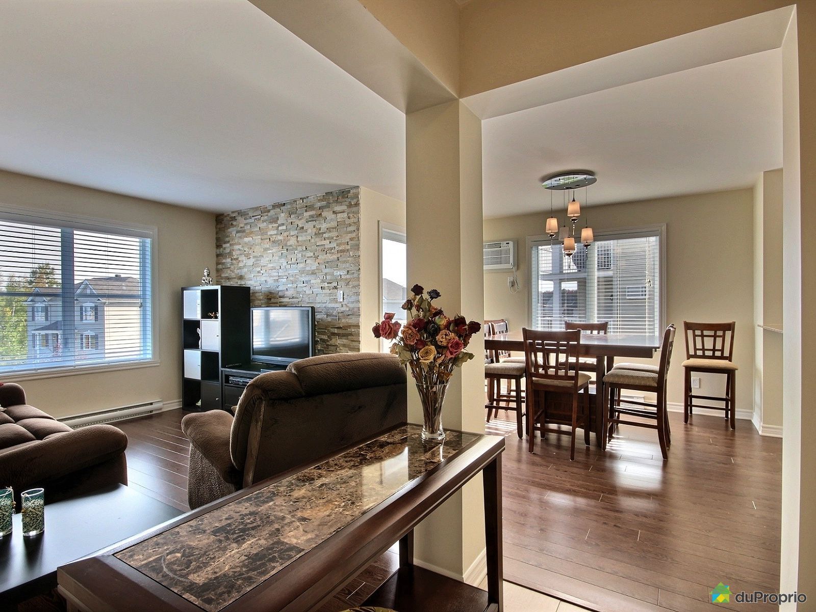 aire-ouverte-condo-contrecoeur-1600-6685468.jpg