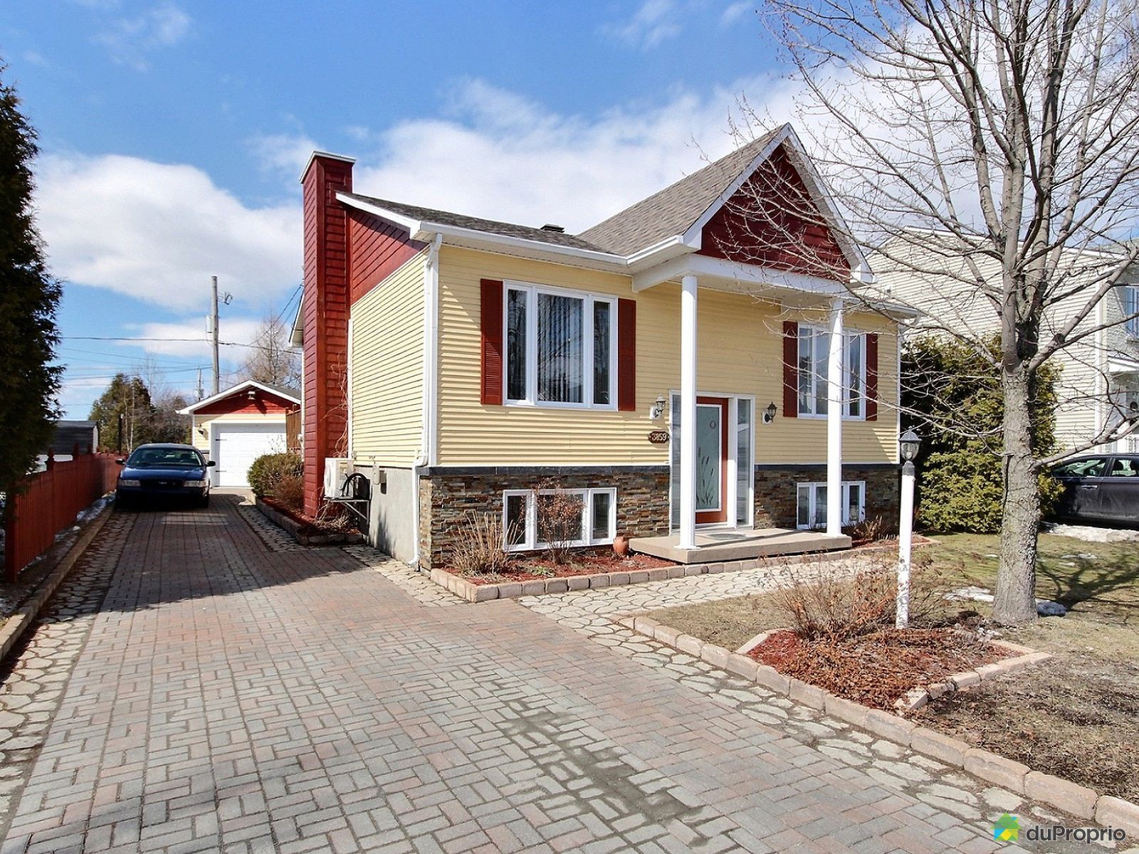 facade-bungalow-sherbrooke-rock-forest-1600-8587876.jpg
