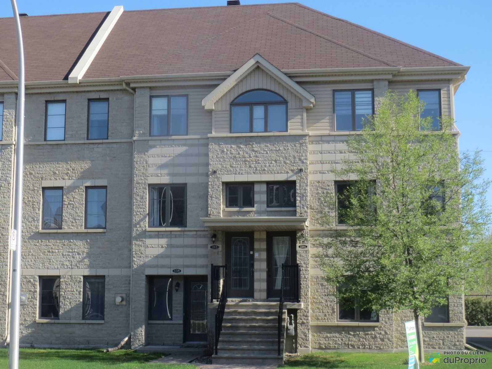 facade-condo-ste-rose-1600-8802424.jpg