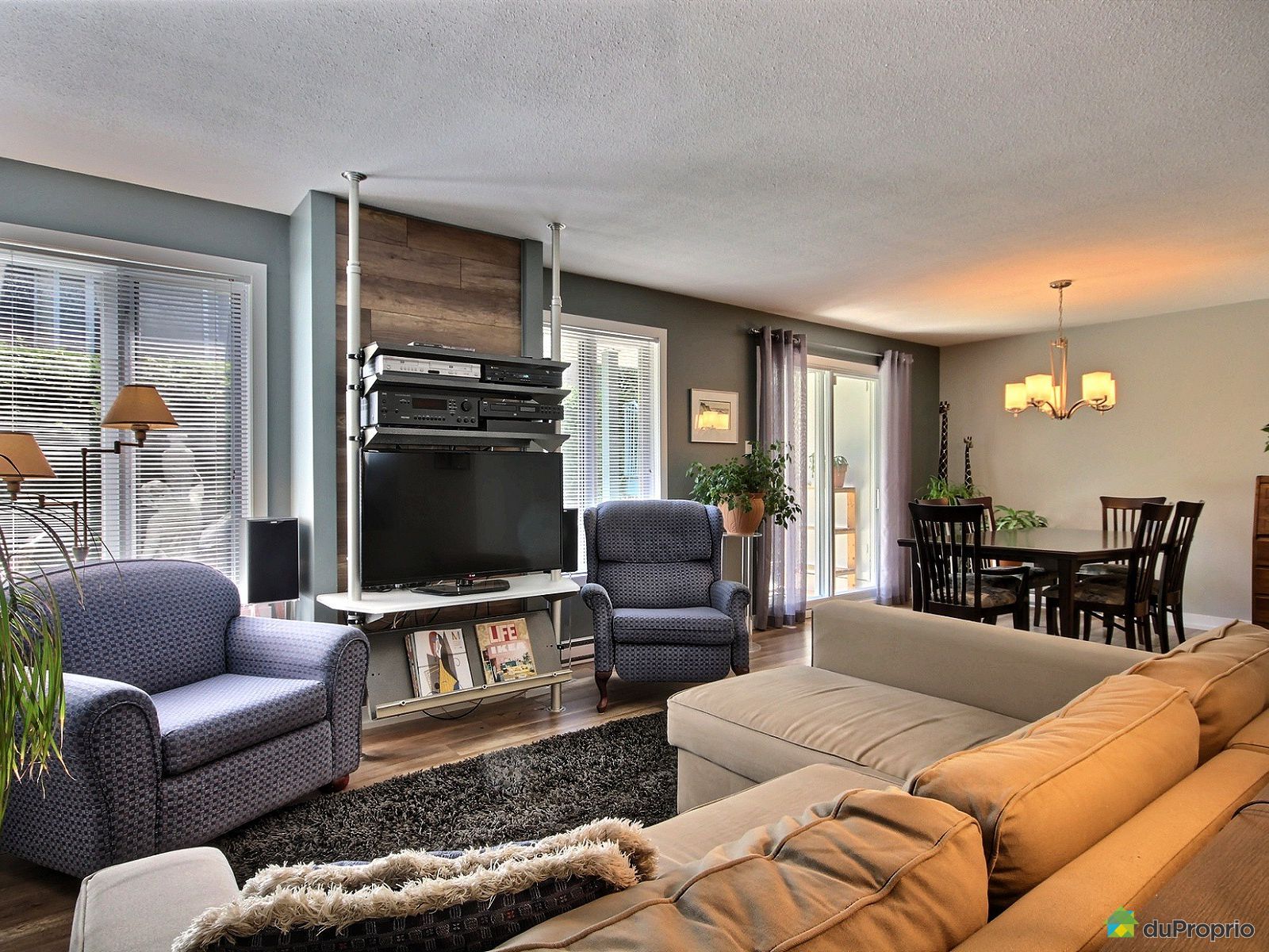 condo-ste-rose-1600-8950773.jpg