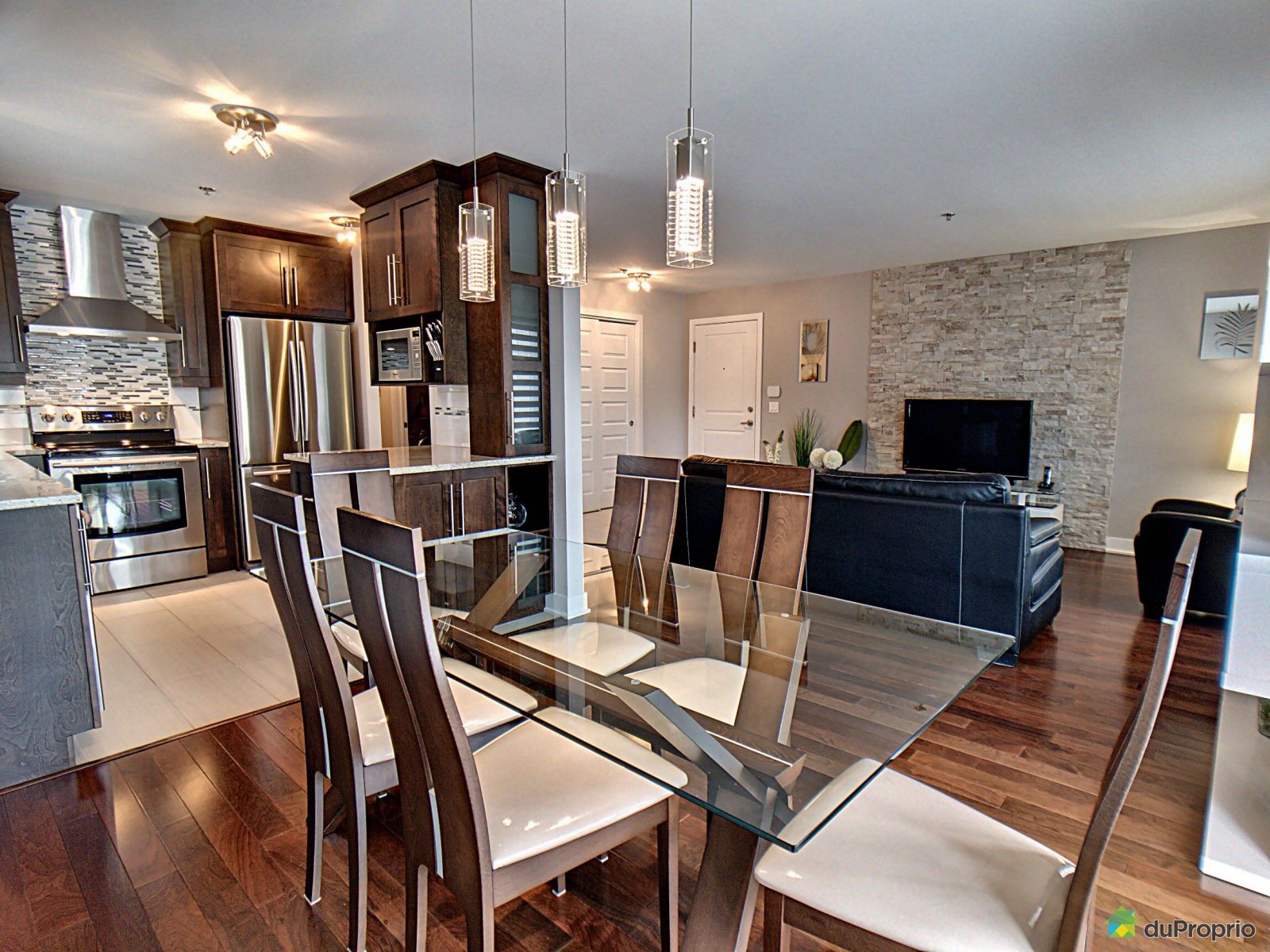 condo-ste-rose-1600-9446430.jpg