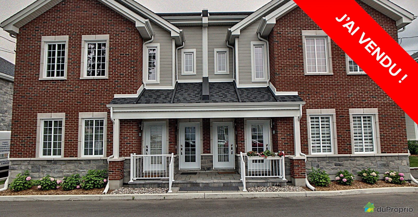 condo-ste-rose-1600-12506579-vendu.jpg