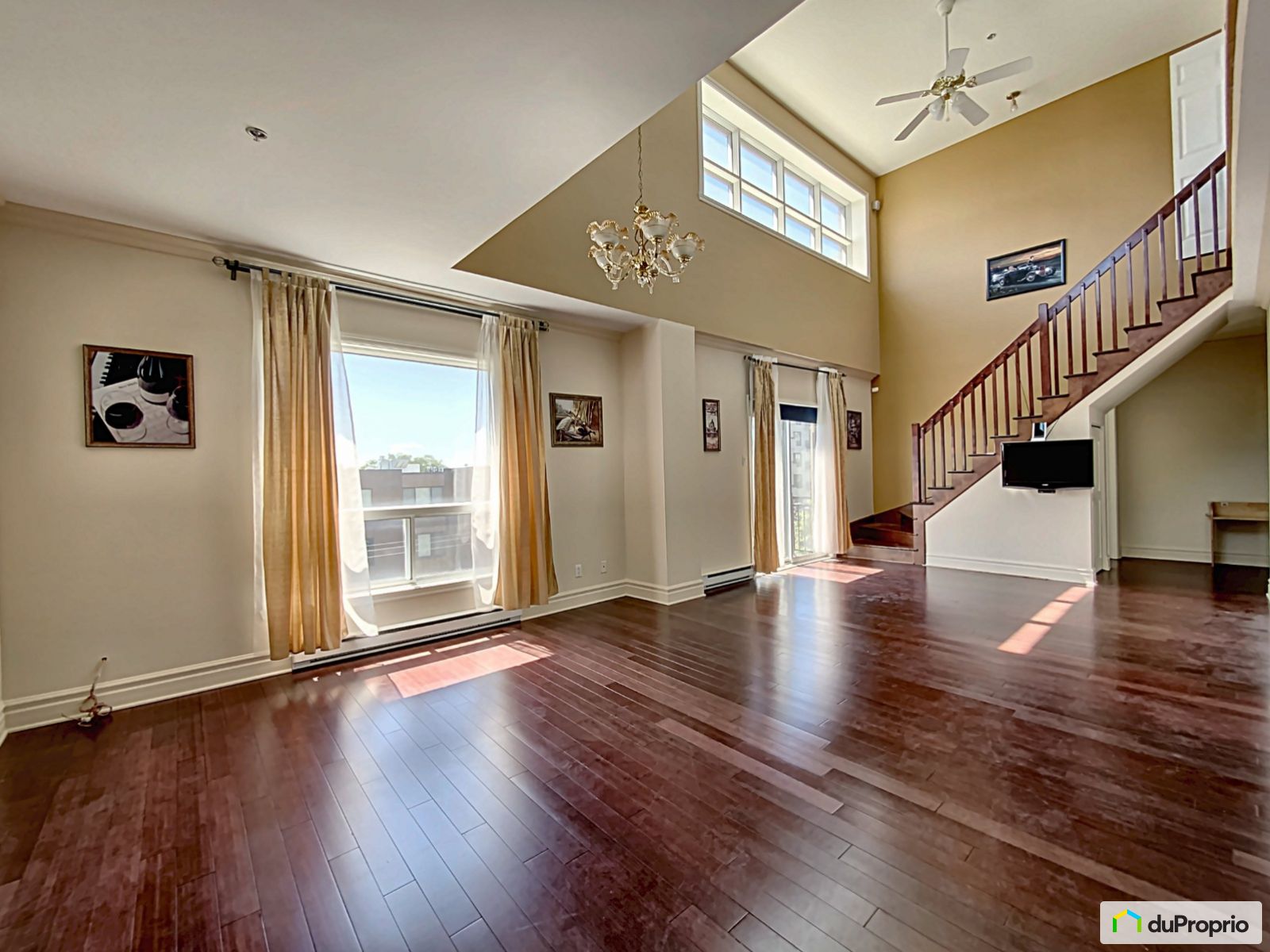 Condominium for sale Saint-Laurent 3 bedrooms 2 bathrooms #1014030