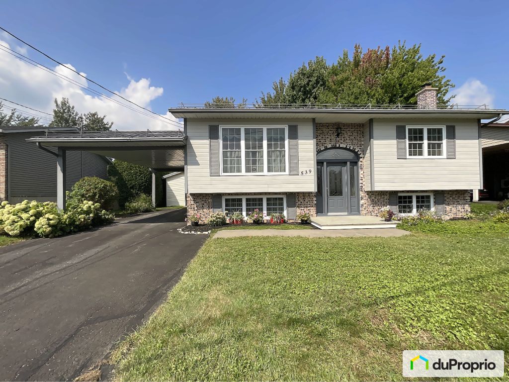 Maisons à vendre, Granby