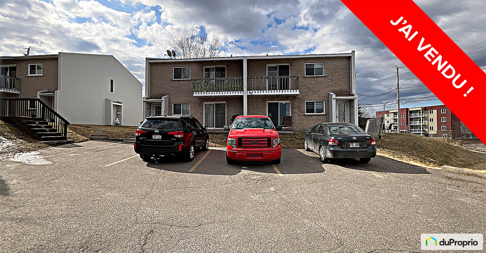 quadruplex-jonquiere-jonquiere-1600-14256257-vendu.jpg