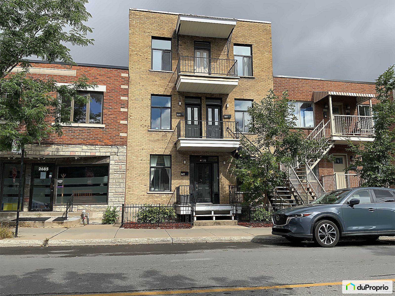 Triplex for sale Le Sud-Ouest 6 bedrooms 3 bathrooms #1076979