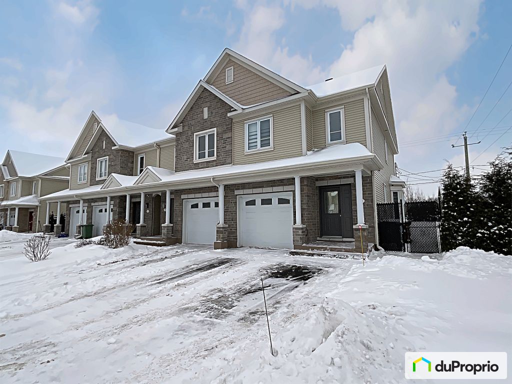 Propriétés à vendre, Chambly