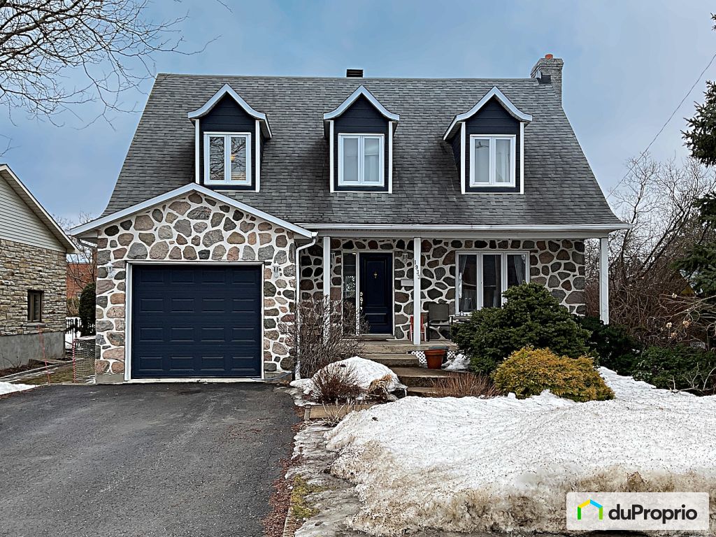 Maison 2 étages à vendre Varennes 5 chambres 1 salle de bain #1094432