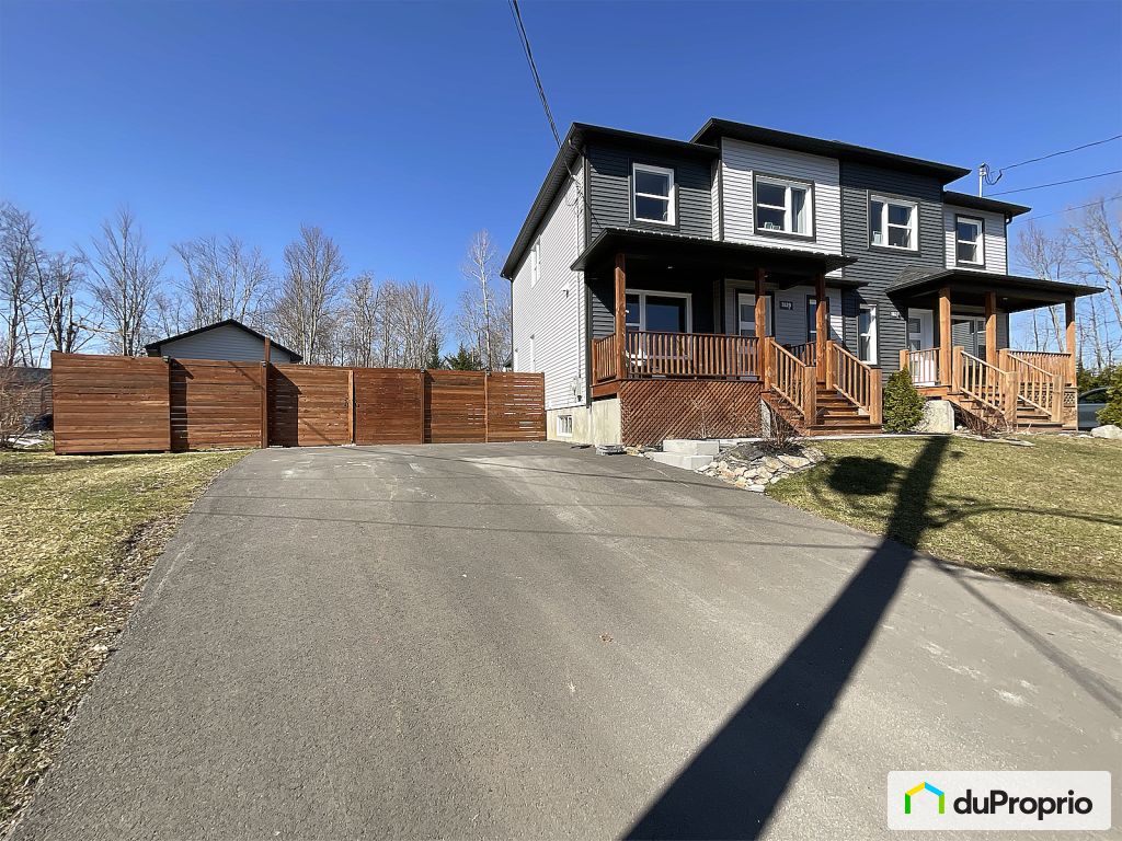 Maisons à vendre, Waterloo