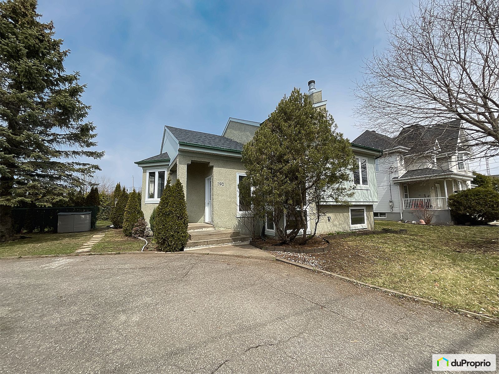 Split Level for sale ND-De-L'Ile-Perrot 3 bedrooms 2 bathrooms #1102053