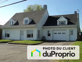 Maisons à vendre, Neuville