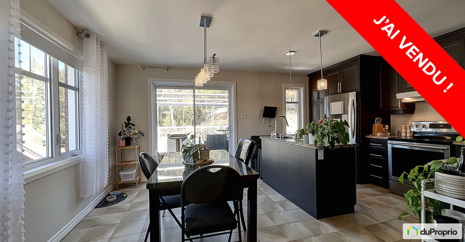 condo-chicoutimi-chicoutimi-1600-14946904-vendu.jpg