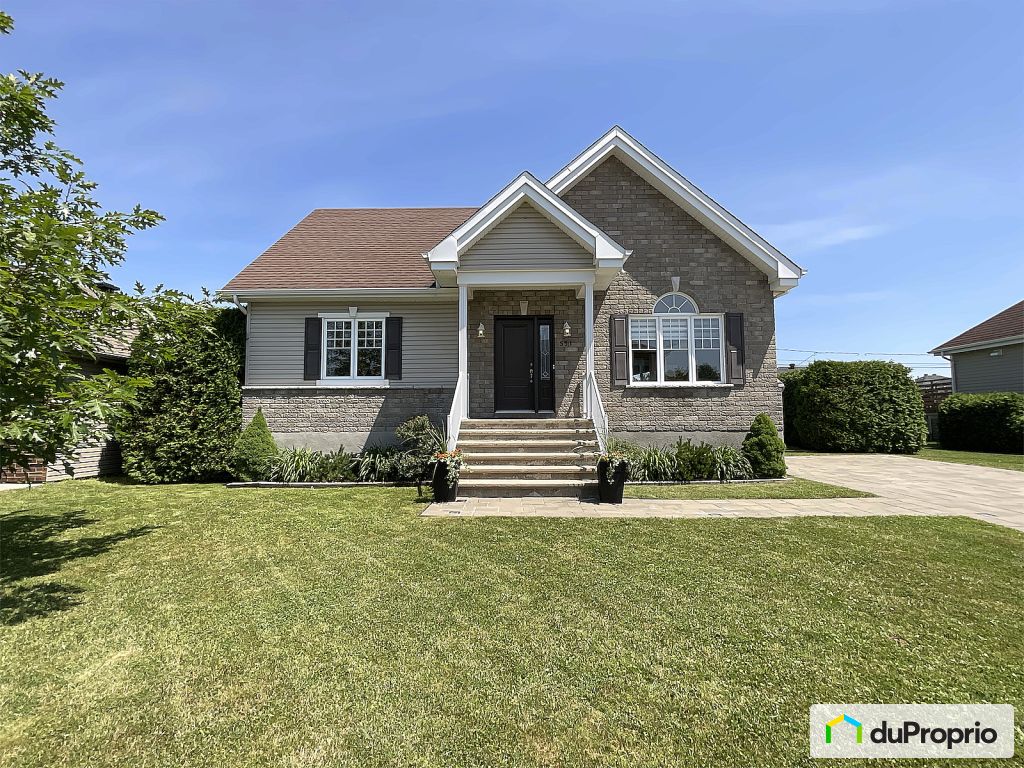 Homes for sale in Valleyfield, Real Estate - DuProprio