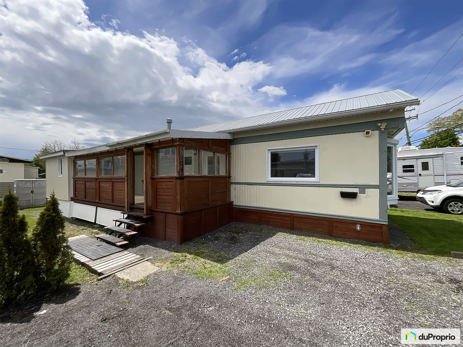Maison mobile à vendre Ste-Foy 2 chambres 1 salle de bain #1133180