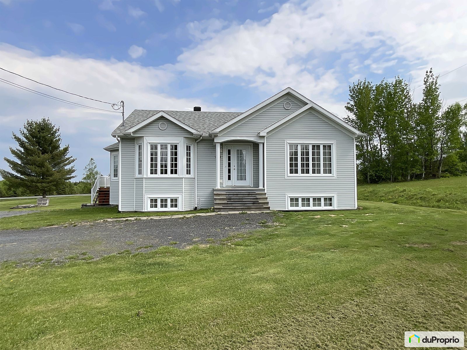 Bungalow for sale Ste-Rose-De-Watford 2 bedrooms 1 bathroom #1134031